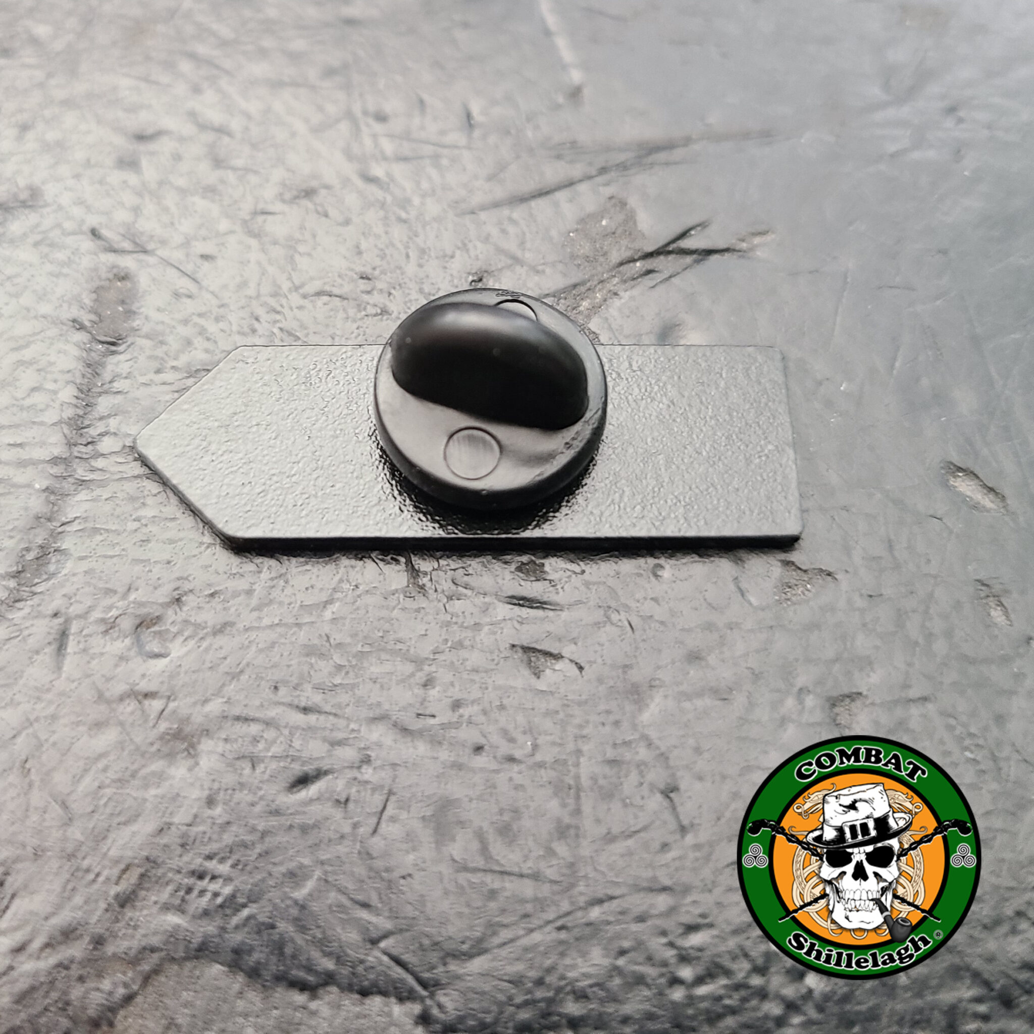 Ireland Road Sign Hat Pin - Combat Shillelagh